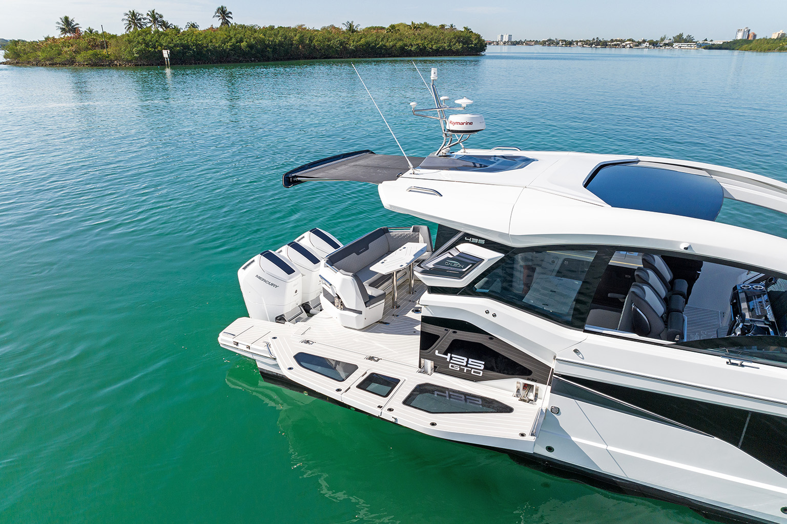 The Galeon 435 GTO Yacht Represents Style, Speed, and Luxurious Comfort ...