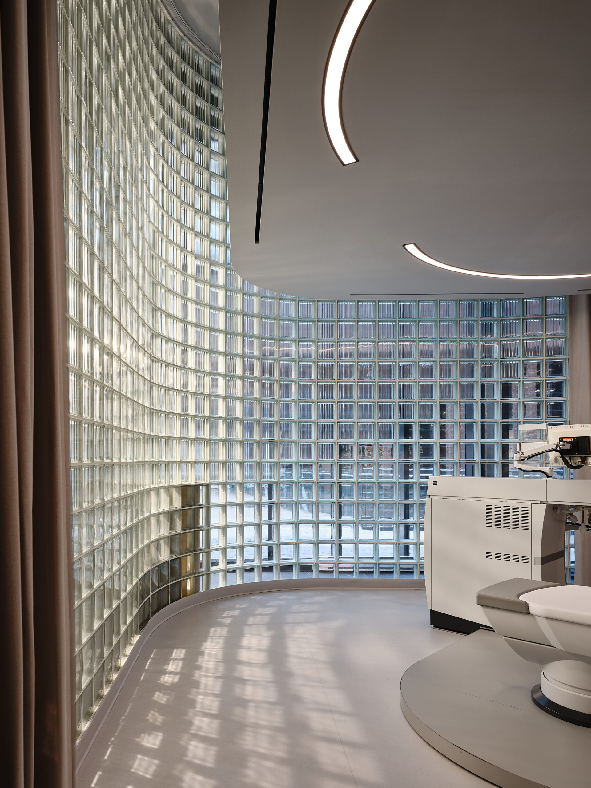 Lumea by Reflect Architecture: A Toronto Eye-Care Boutique Worth ...