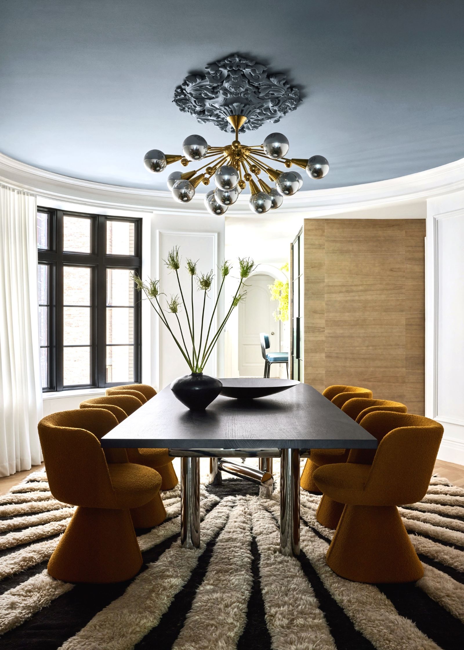 Broadway Meets Studio 54 in an Iconic Upper East Side Apartment | NUVO