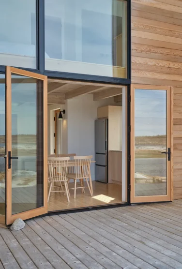 A Modular Cabin on Newfoundland’s Wild Coast Designed for Off-Grid ...